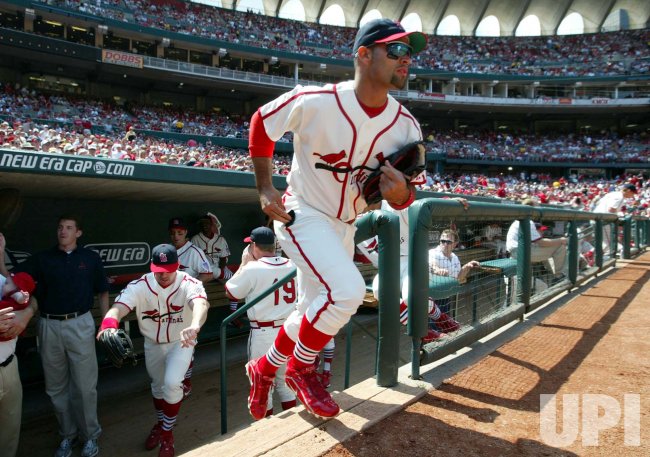 1944 Throwbacks – Cardinals Uniforms & Logos